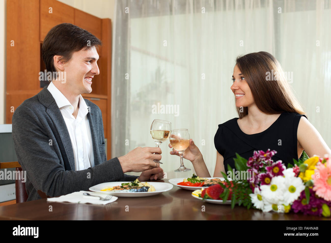 Woman man dress wine house hi-res stock photography and images - Alamy