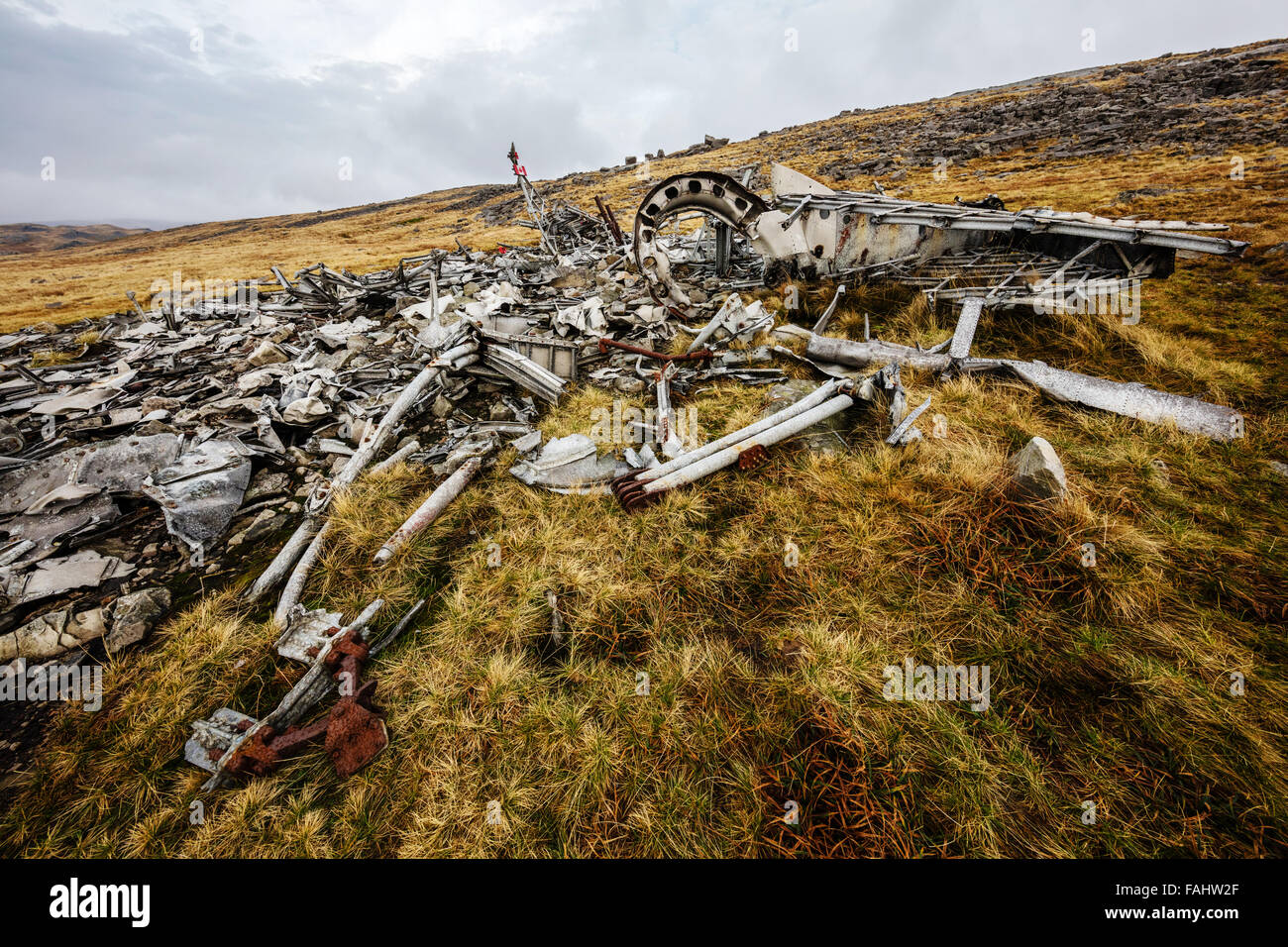 Wreckage of WWII Canadian Air Force crash of Wellington Bomber MF509 at ...
