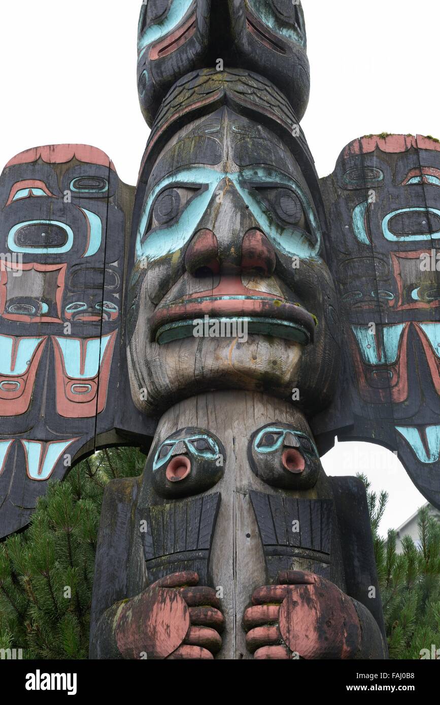 Close-up of Totem pole carvings Stock Photo - Alamy