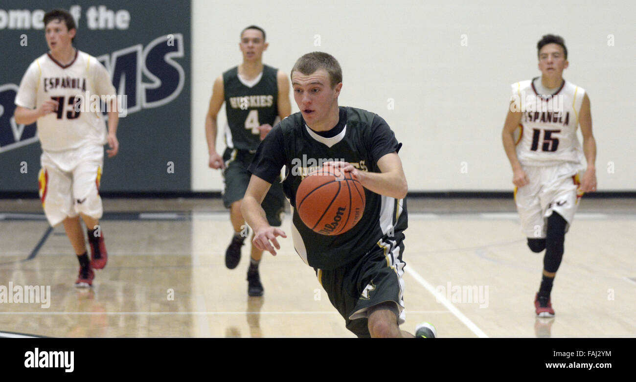 Usa. 30th Dec, 2015. SPORTS -- Hope Christian's Cole Yearout drives on ...