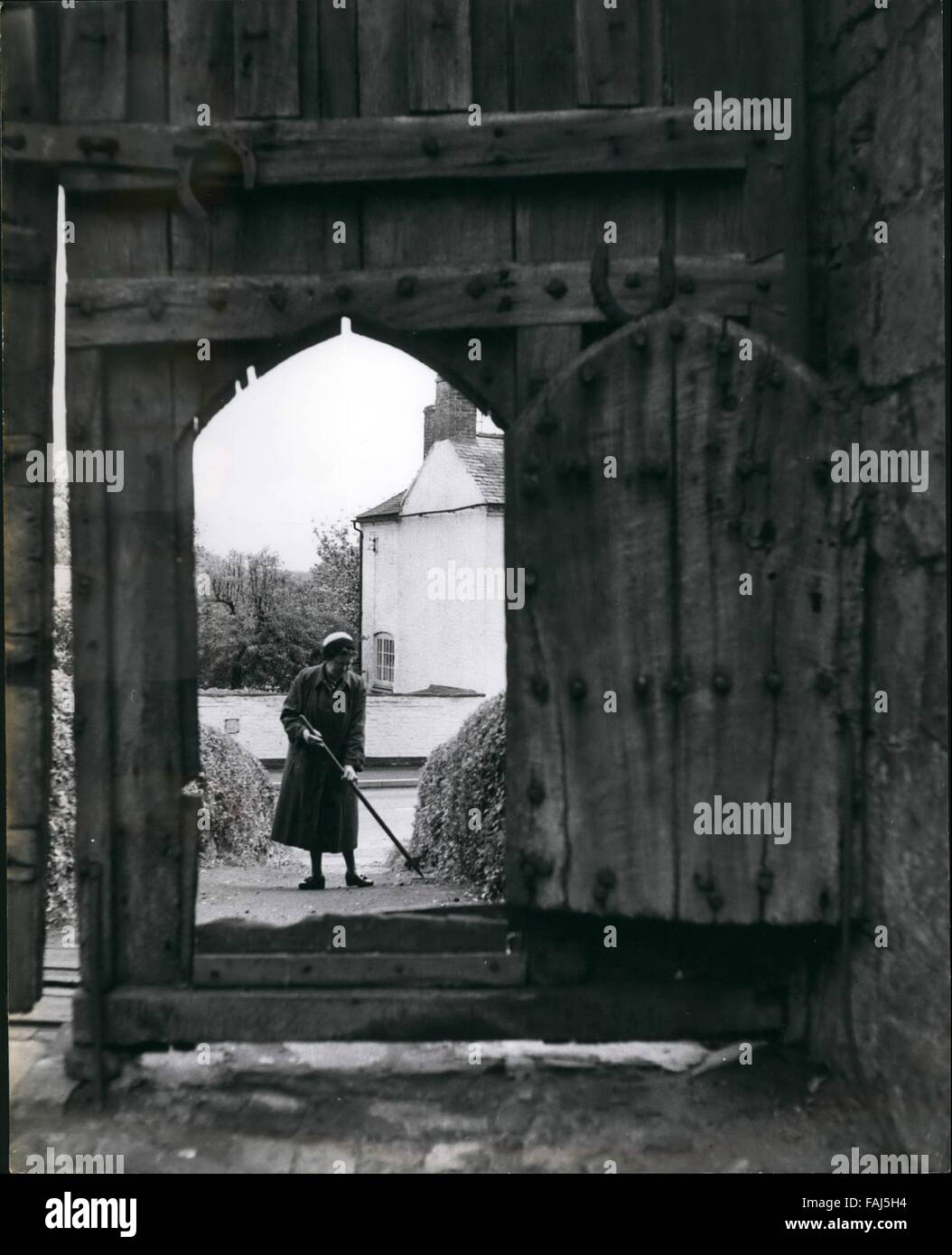 Postern gate hi-res stock photography and images - Alamy