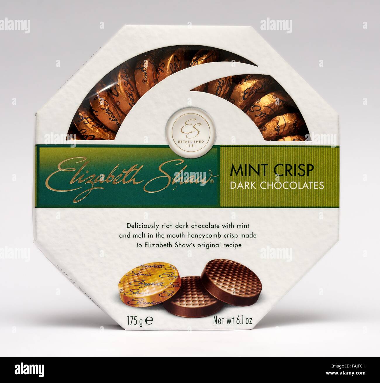 Elizabeth shaw mint crisp dark chocolates Stock Photo - Alamy