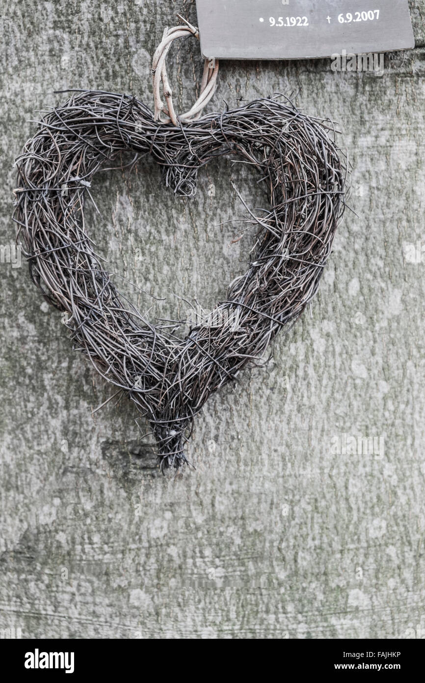 tree burial site at the waldfriedhof cemetery in stuttgart where urns ...