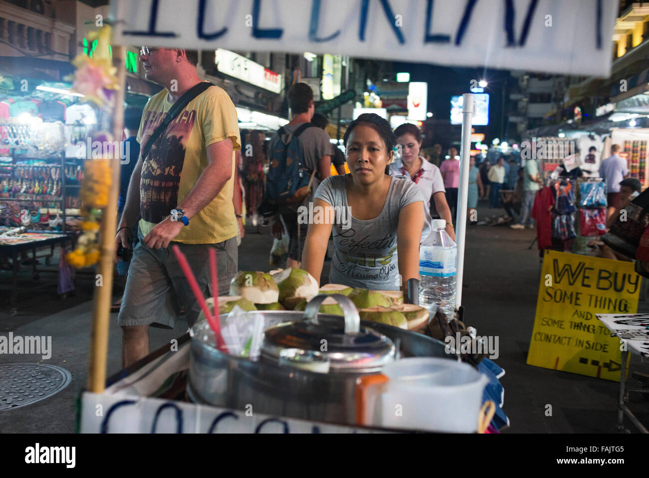 Fruit shake stall hi-res stock photography and images - Alamy