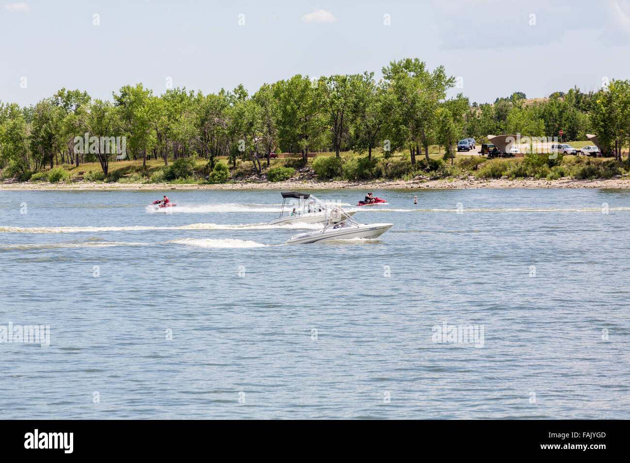 Fast boats hi-res stock photography and images - Alamy