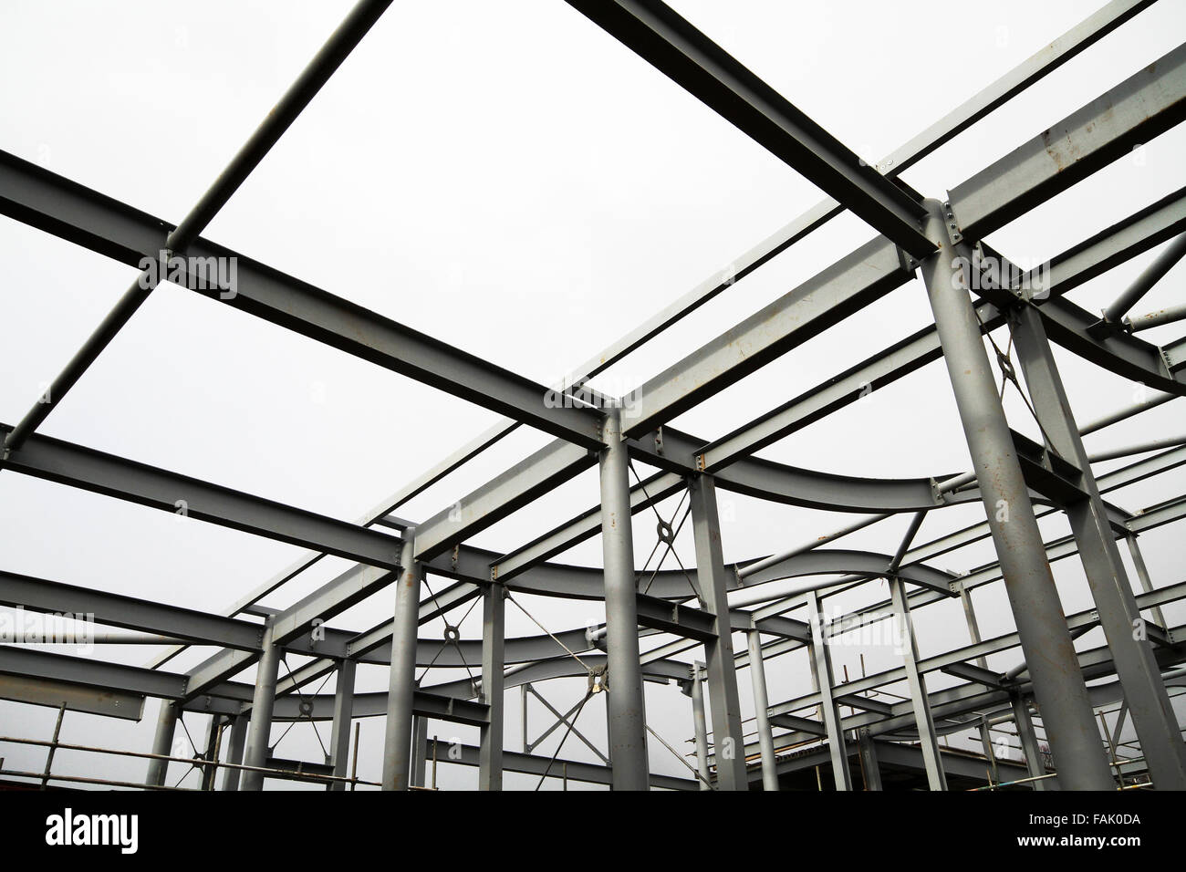 Steel frame building hi-res stock photography and images - Alamy