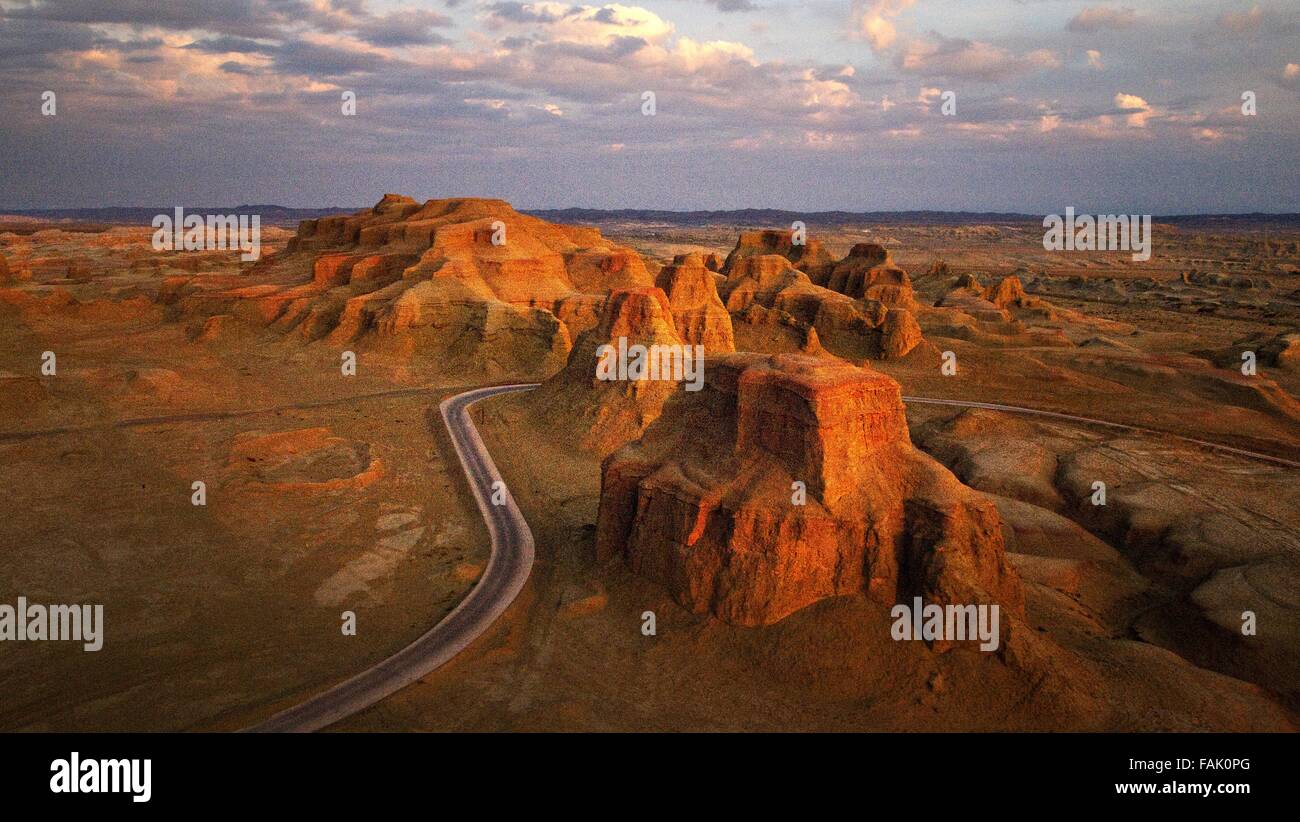 Yadan landforms hi-res stock photography and images - Alamy