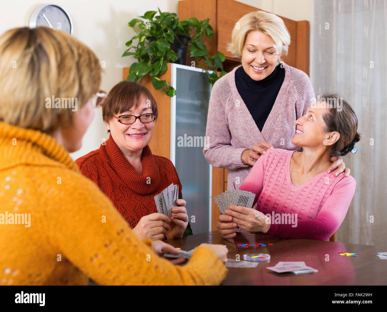 Pensioners having fun hi-res stock photography and images - Alamy