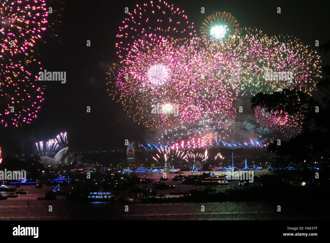 December 31 fireworks hi-res stock photography and images - Alamy