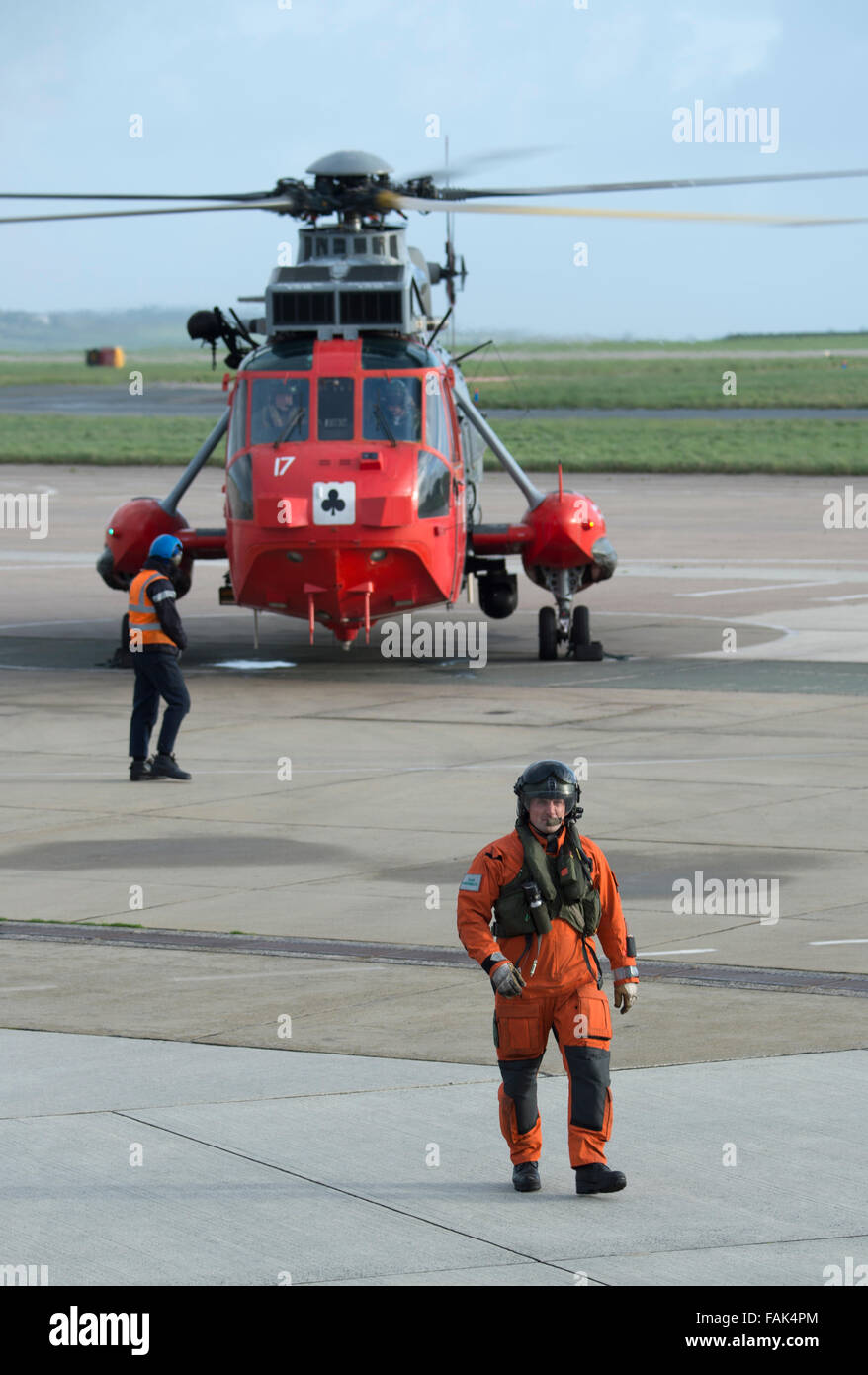 771 Squadron Royal Navy Sea King on their final day of Search and ...