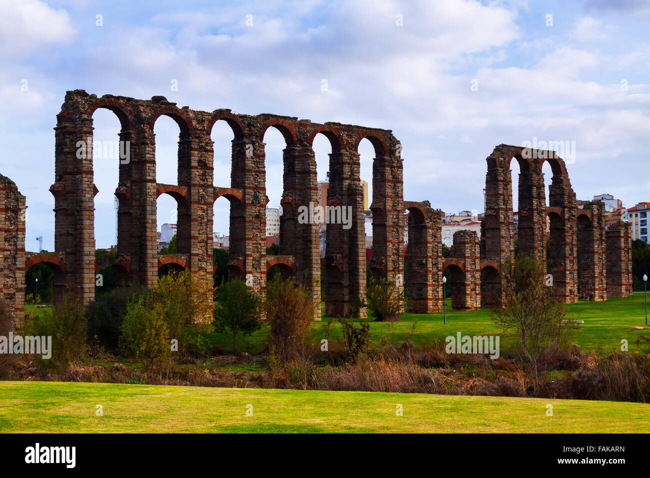 antique Roman Aqueduct of Merida in autumn. Spain Stock Photo - Alamy