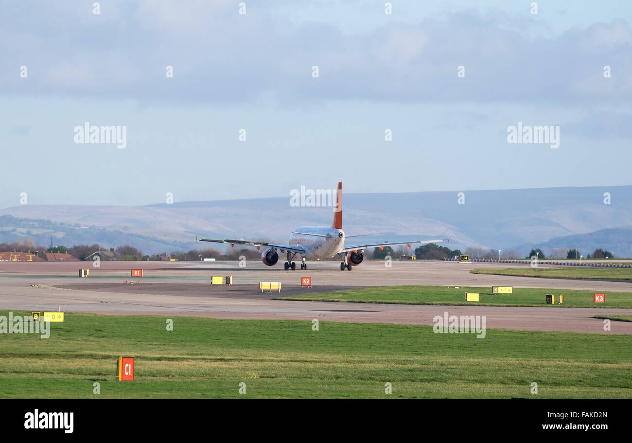 Passenger Plane prepares for take off at manchester Airport. Uk Stock ...