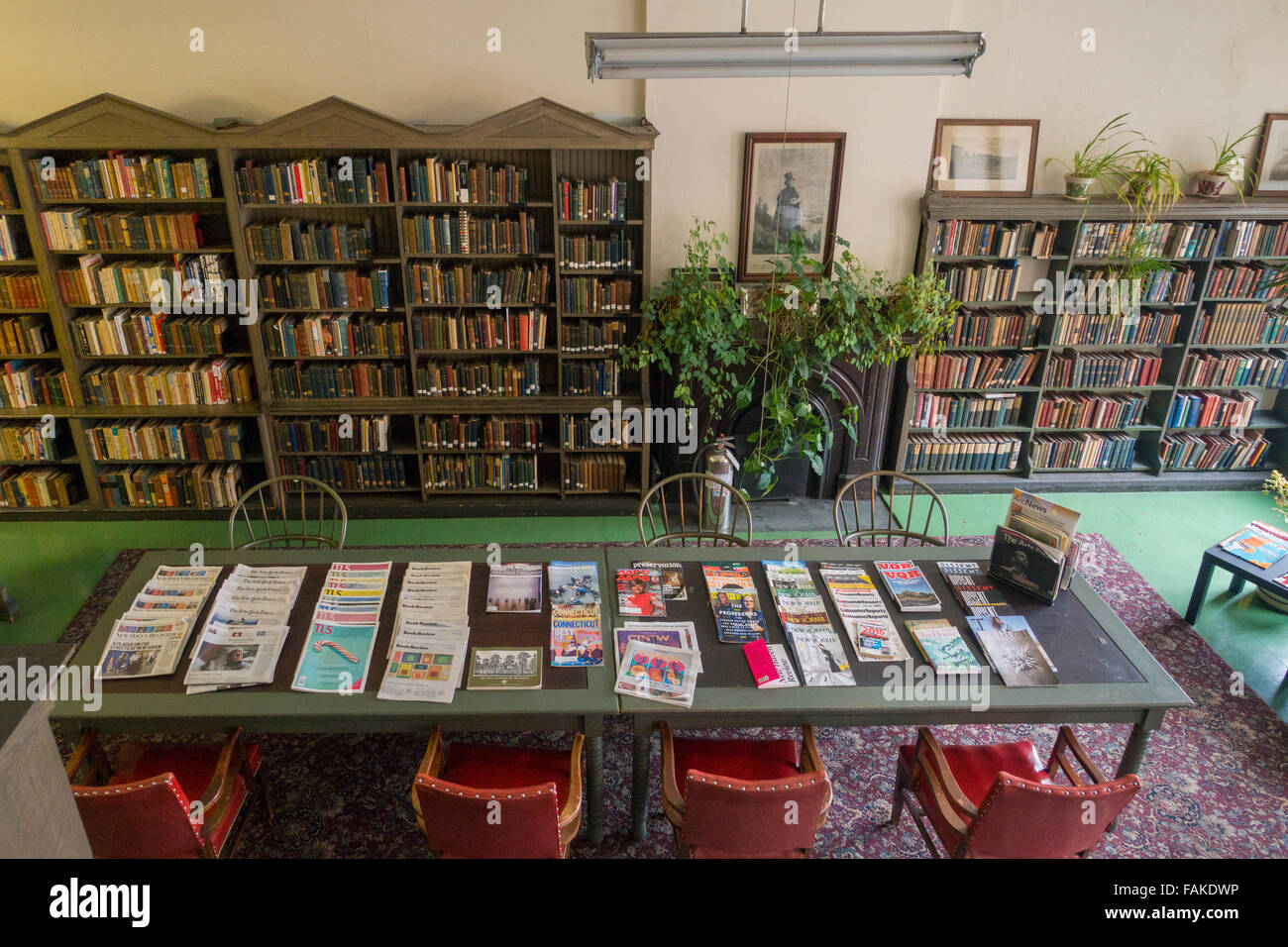 young men's reading room society New Haven CT Stock Photo - Alamy