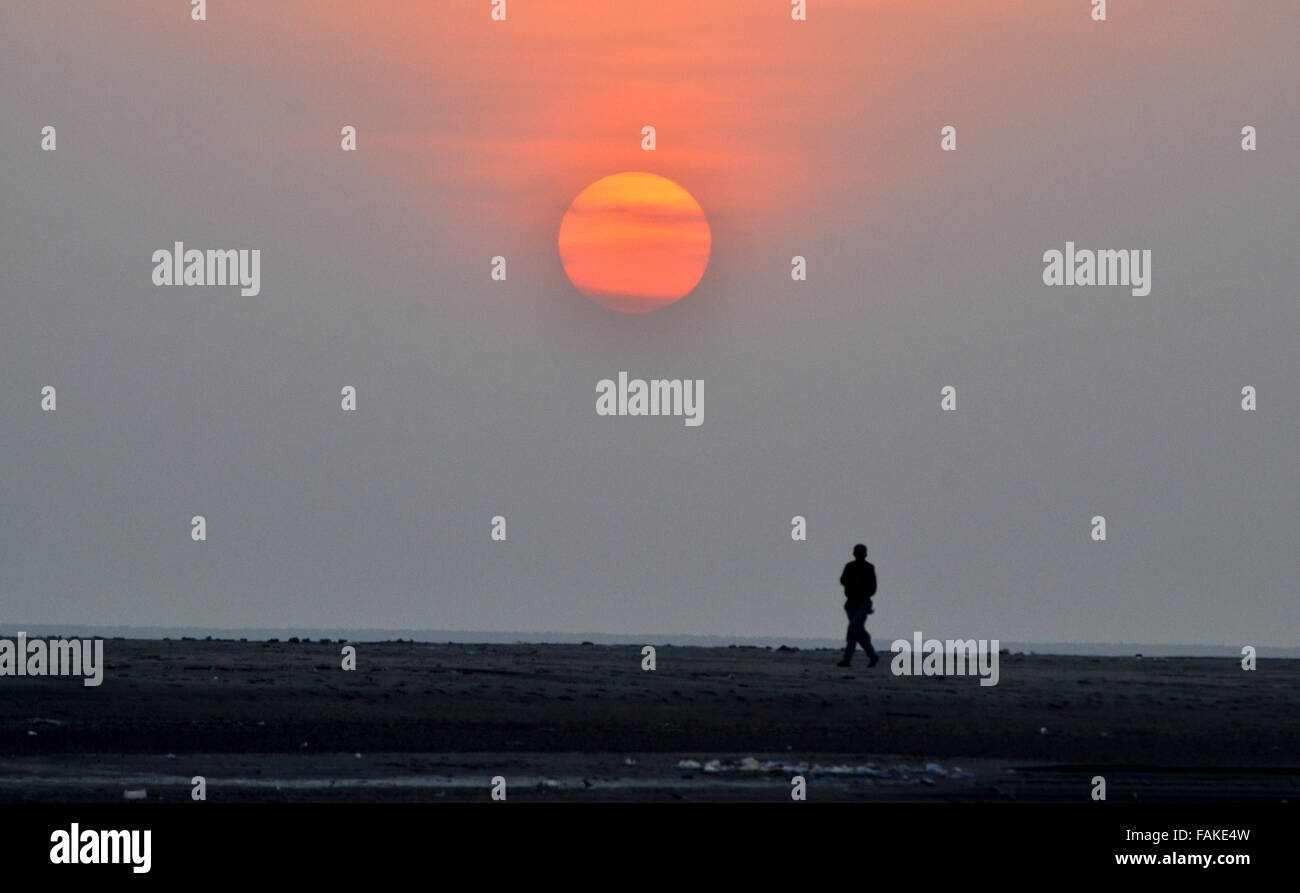 Pakistani man walking hi-res stock photography and images - Alamy
