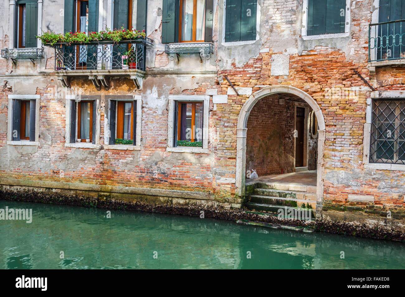 Venetian buildings and boats along Canal Grande, Venice, italy Stock ...