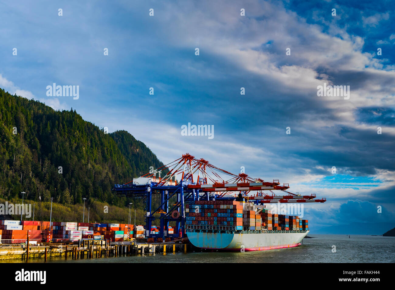 Ocean going tanker hi-res stock photography and images - Alamy