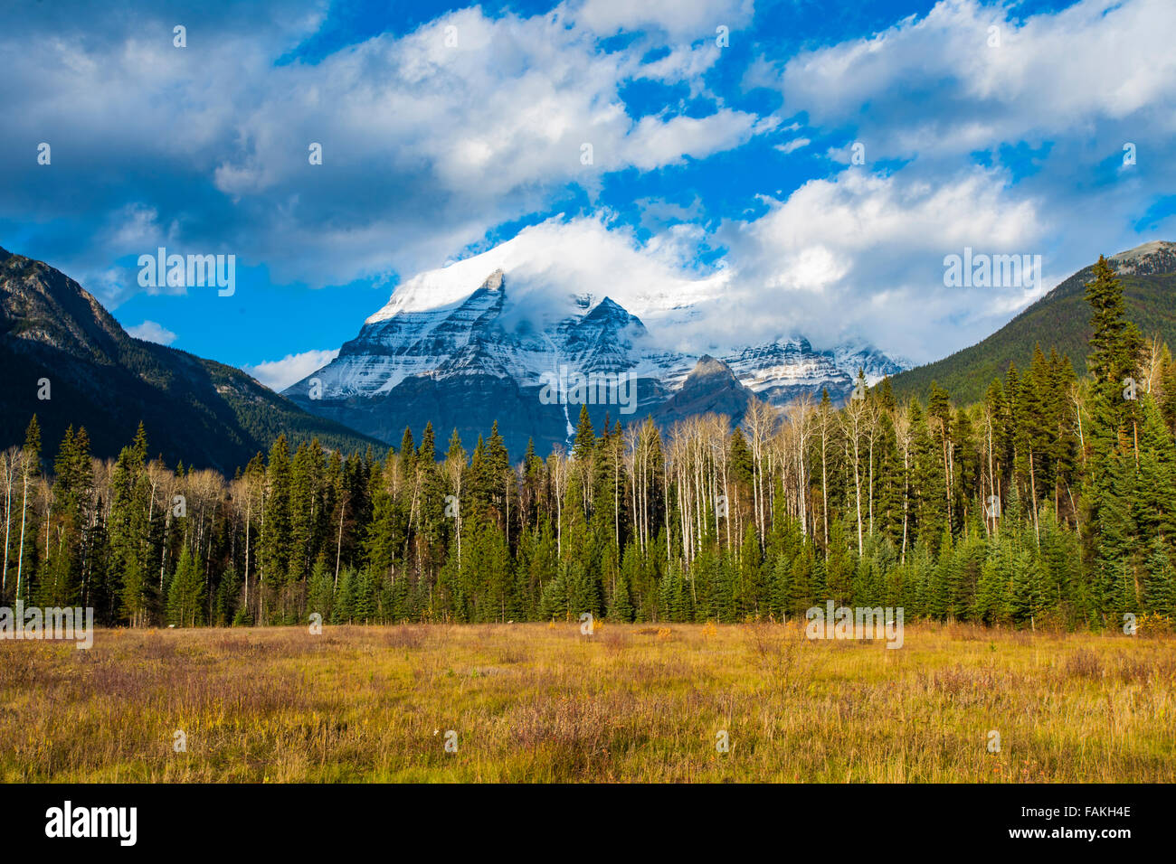 Mount robson provincial park hi-res stock photography and images - Alamy