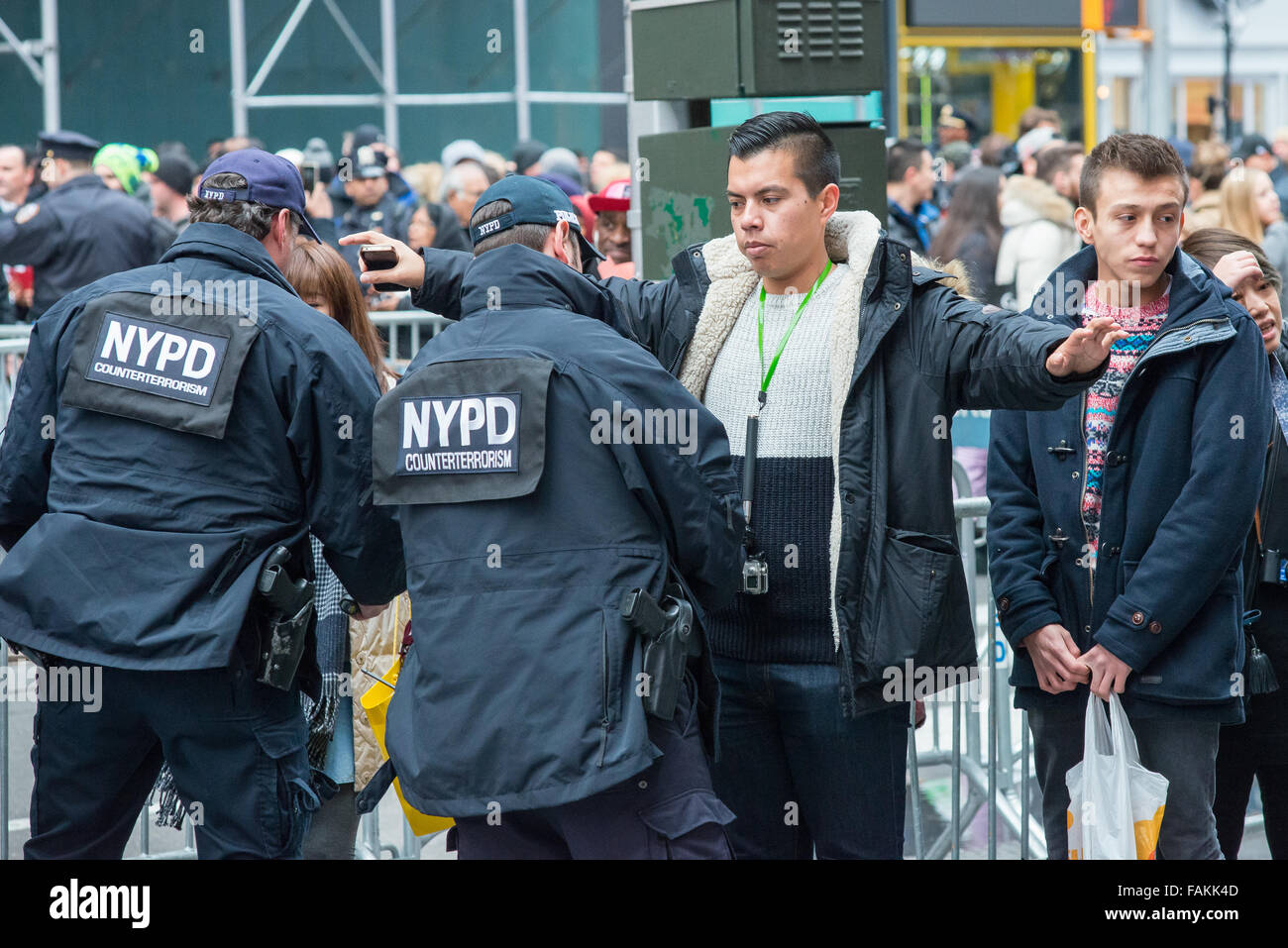 Nypd counterterrorism bureau hi-res stock photography and images - Alamy