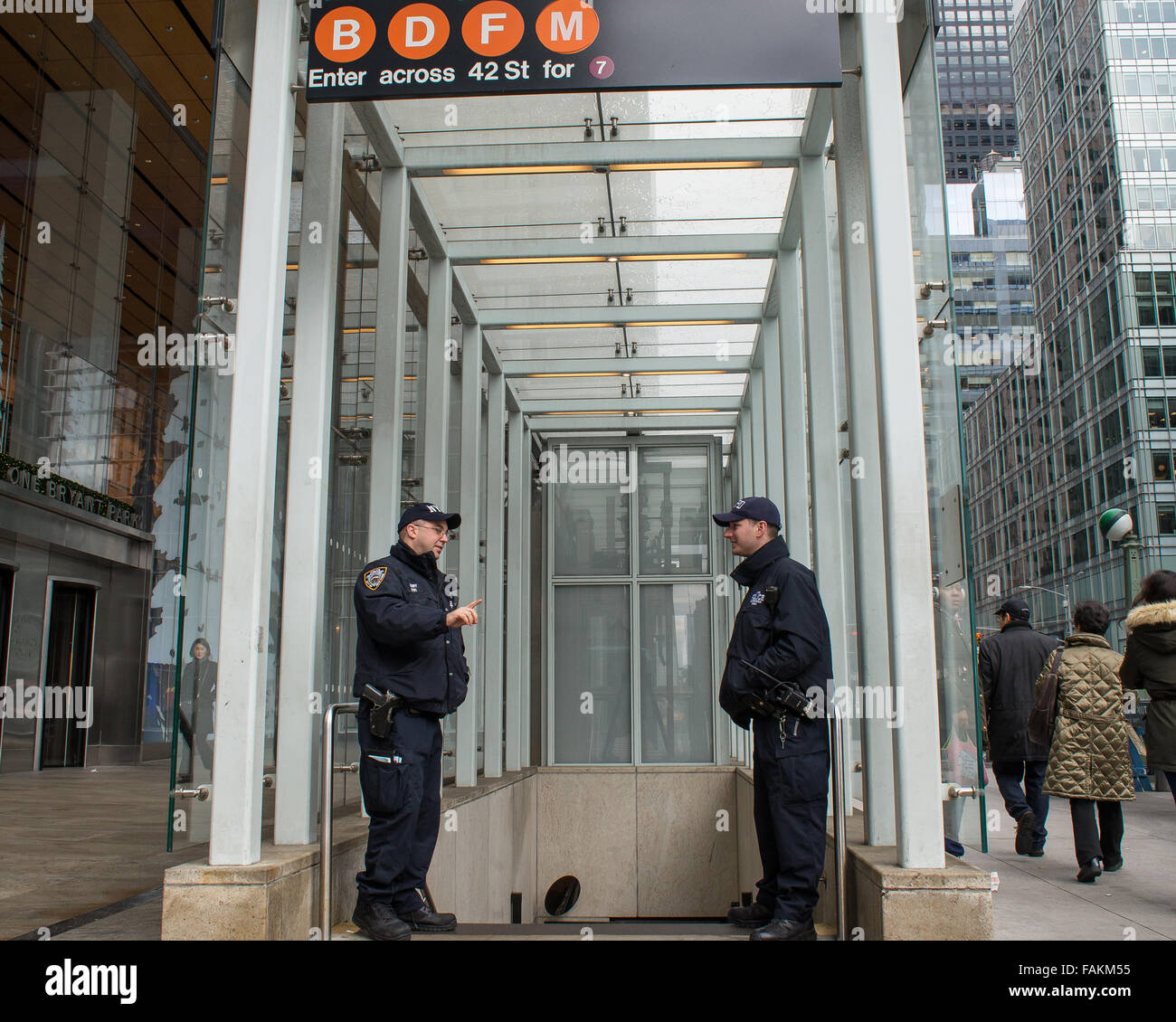 Nypd counterterrorism bureau hi-res stock photography and images - Alamy