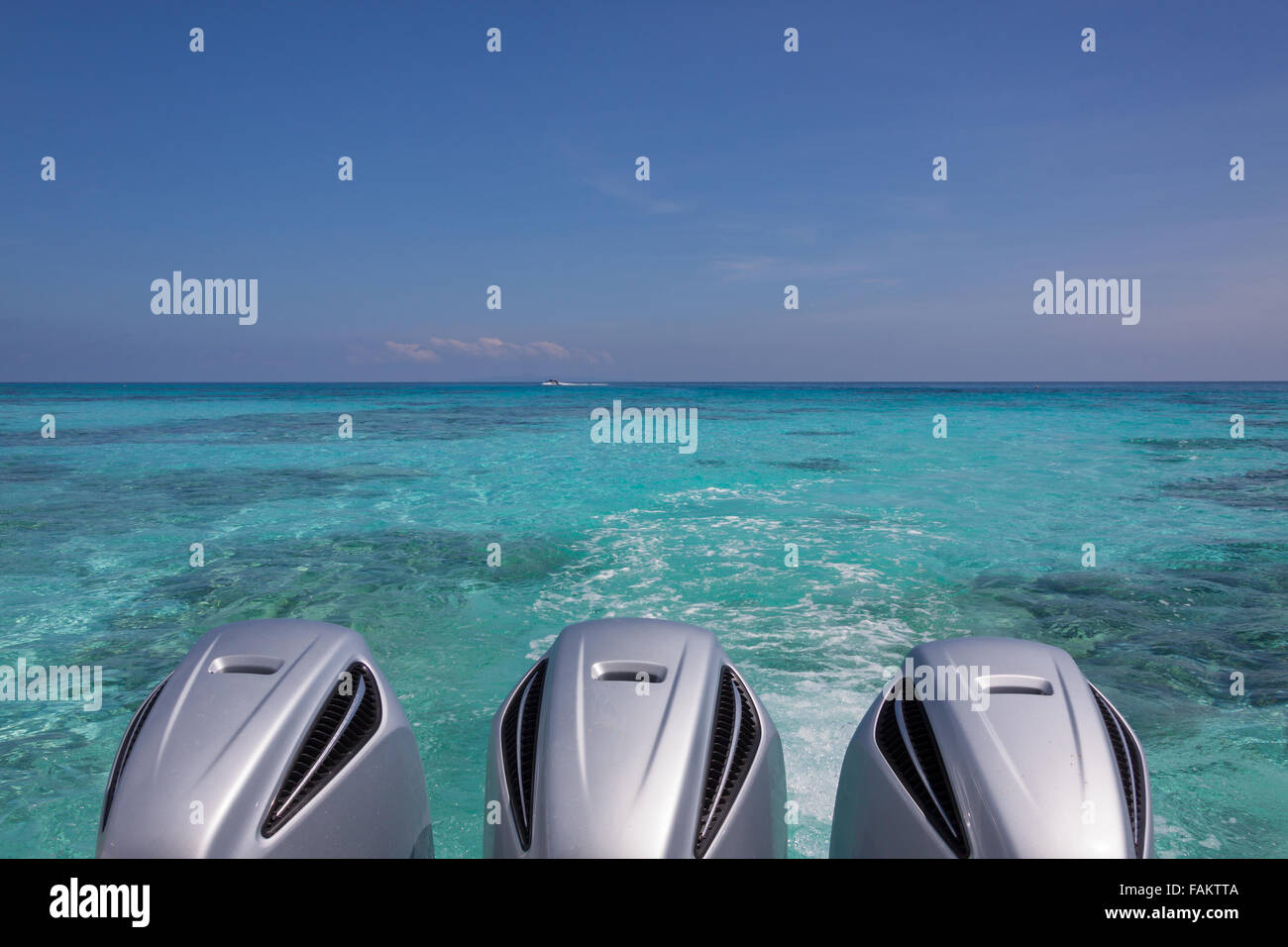 Boat engines hi-res stock photography and images - Alamy