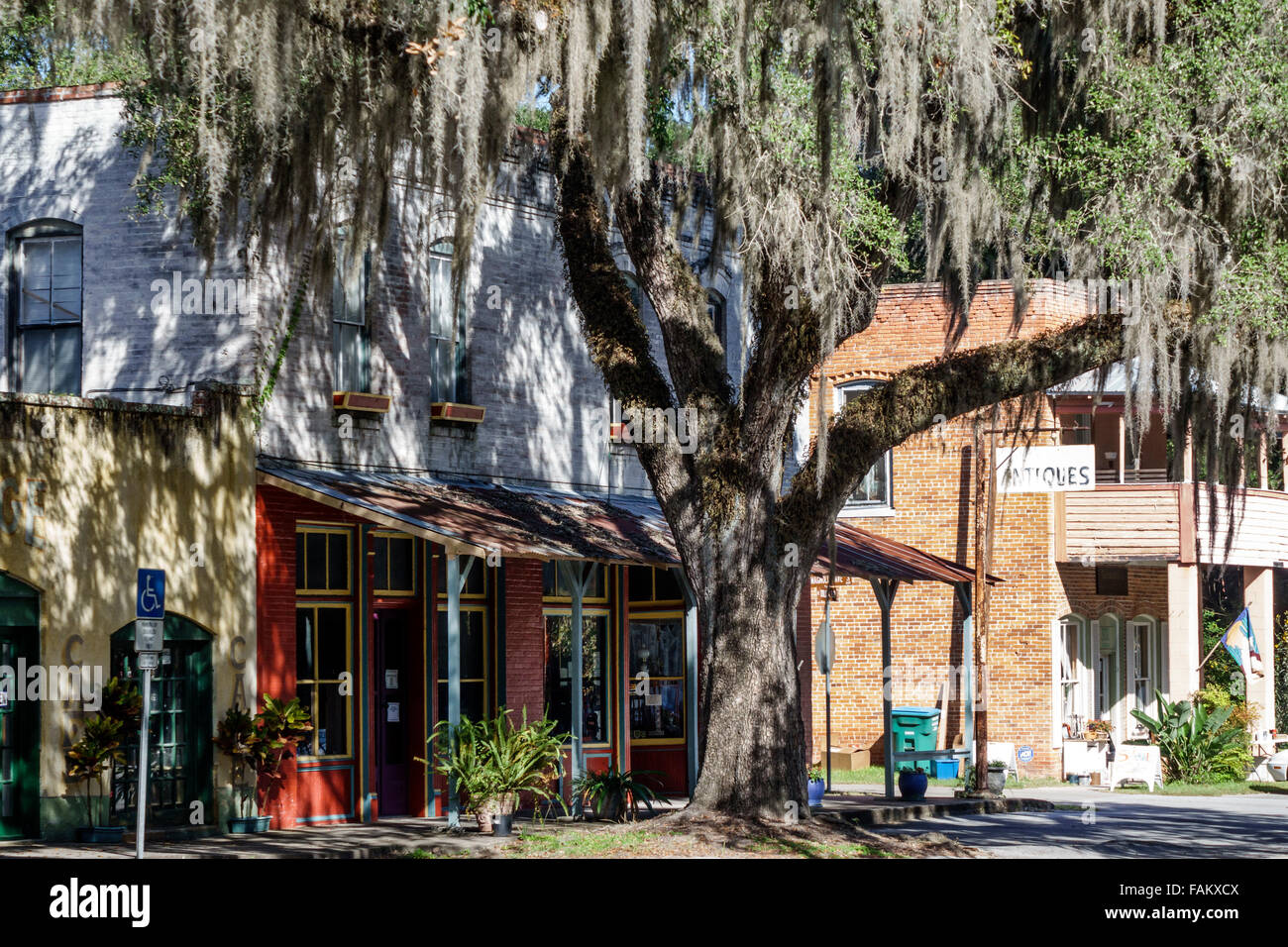 Florida Micanopy,Historic District,Cholokka Boulevard,small town ...