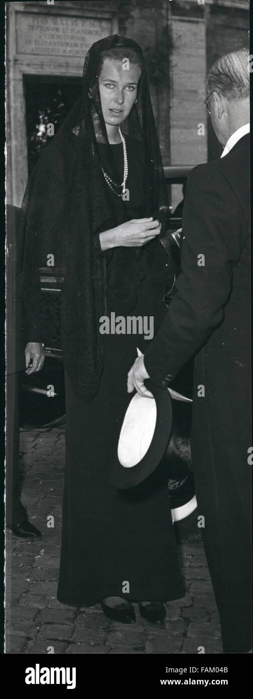 1962 - Photo Shows Italian Princess Maria Gabriella Di Savoia ...