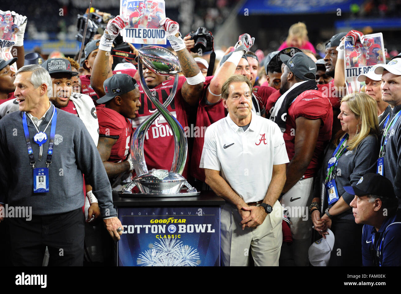 Nick saban trophy hi-res stock photography and images - Alamy
