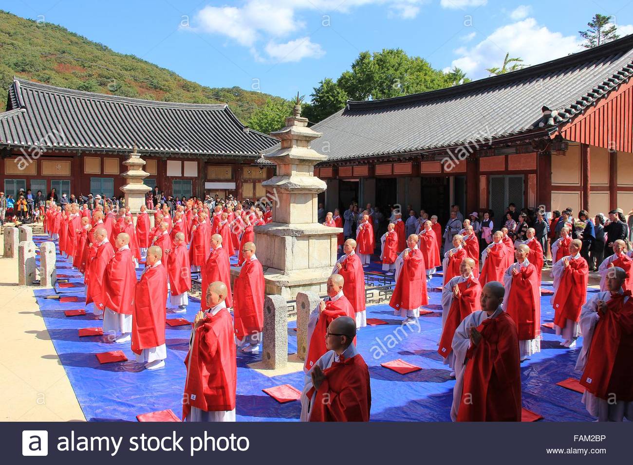 Initiation Ceremony Stock Photos & Initiation Ceremony Stock Images - Alamy