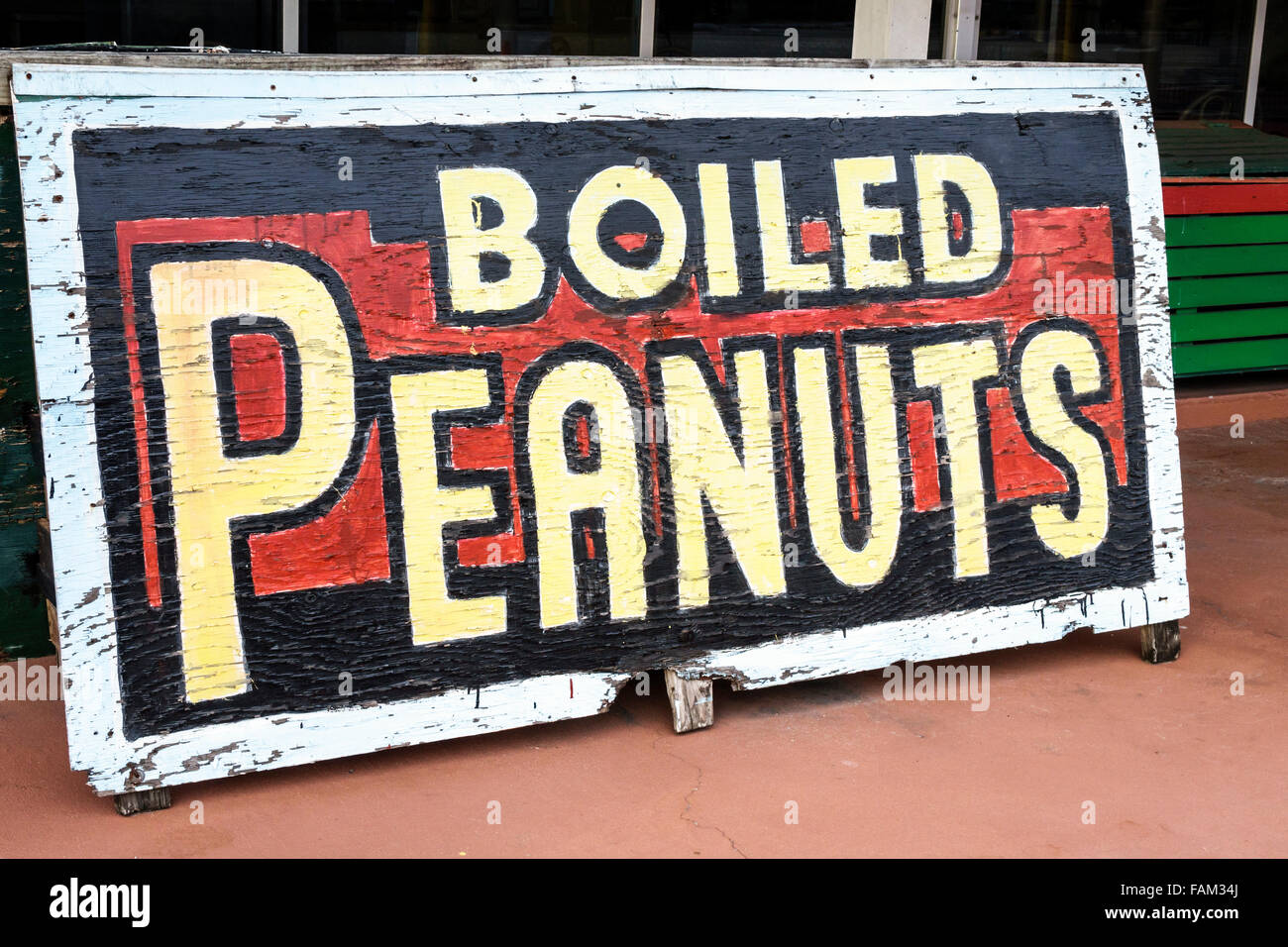 Boiled Peanuts Stock Photos & Boiled Peanuts Stock Images - Alamy
