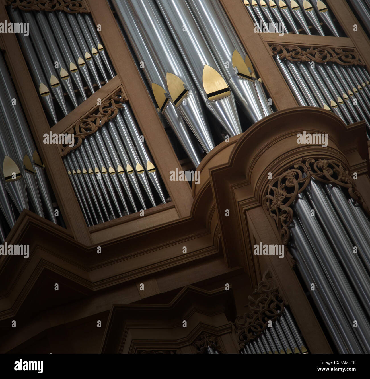 Big organ pipe hi-res stock photography and images - Alamy