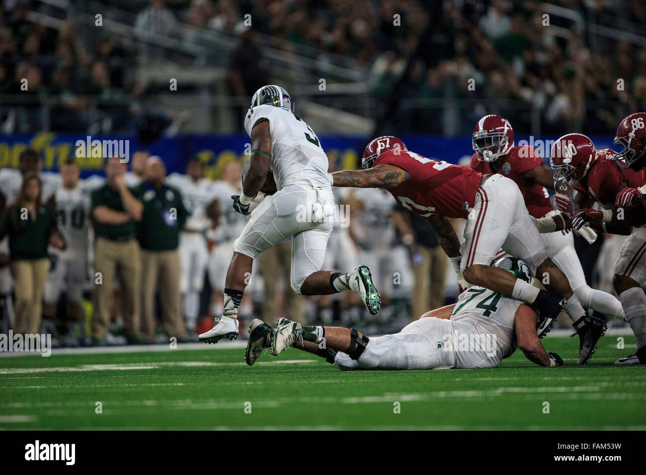 Arlington, Texas, USA. 31st Dec, 2015. Michigan State Spartans running ...