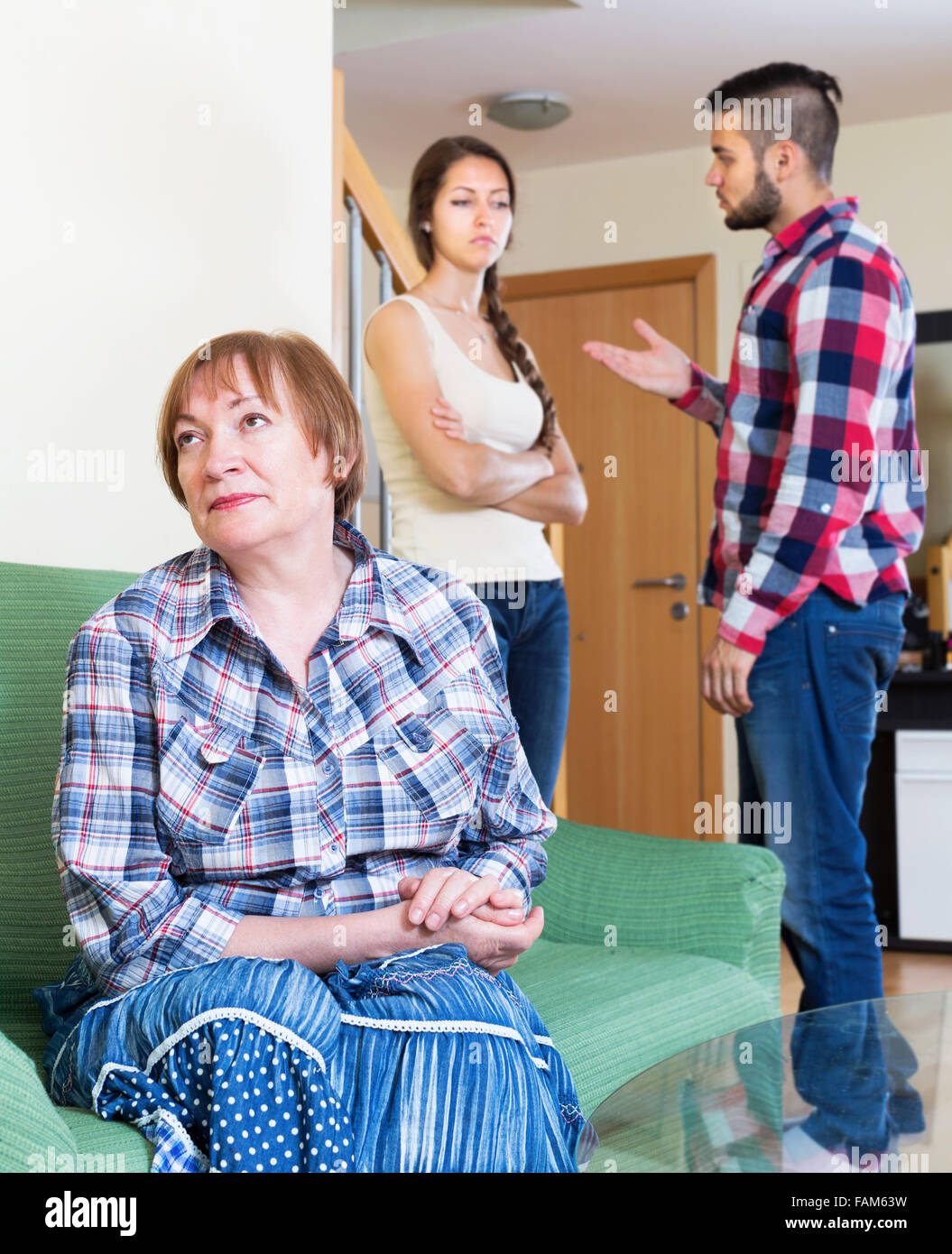 Mother daughter discuss discussion hi-res stock photography and images ...