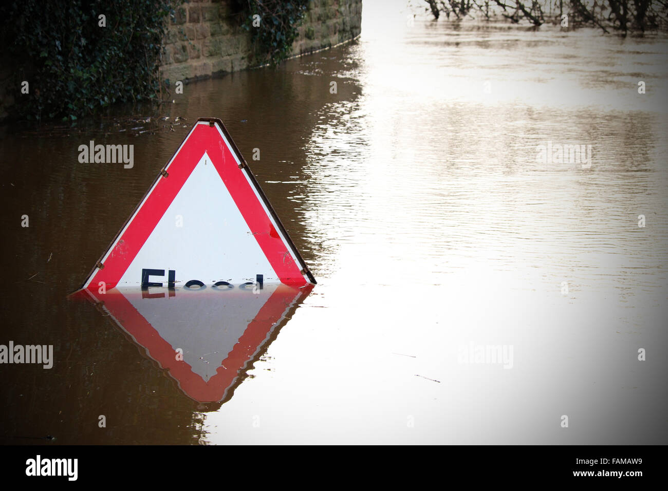 Flood sign hi-res stock photography and images - Alamy