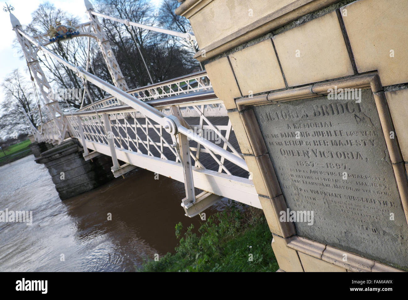 Victorian era bridge hi-res stock photography and images - Alamy