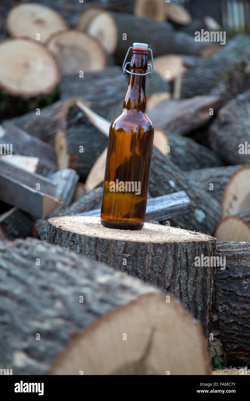 Stack of bottle hi-res stock photography and images - Alamy