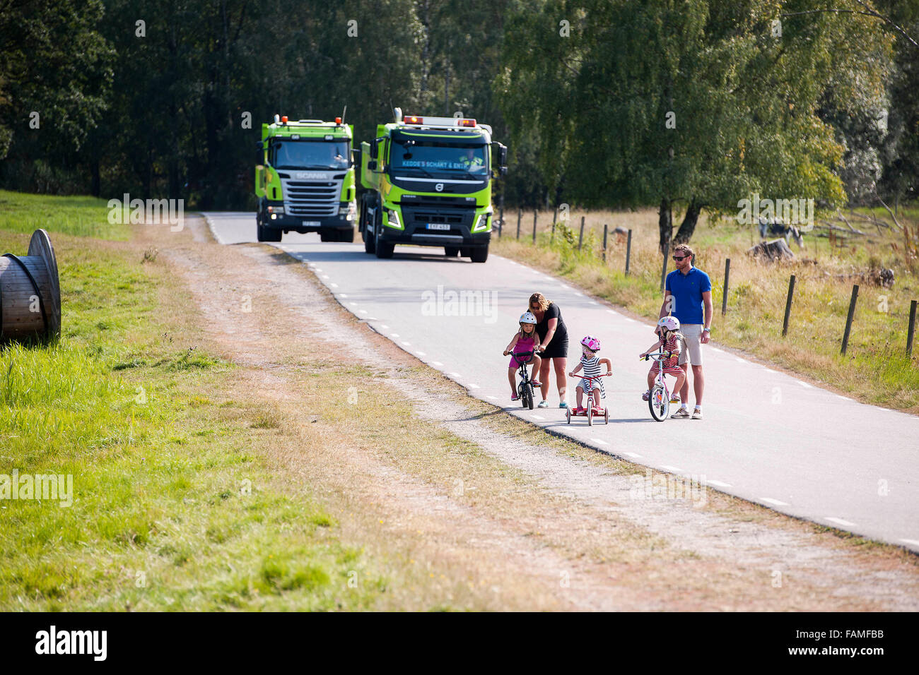 Pedestrian lorry hi-res stock photography and images - Alamy