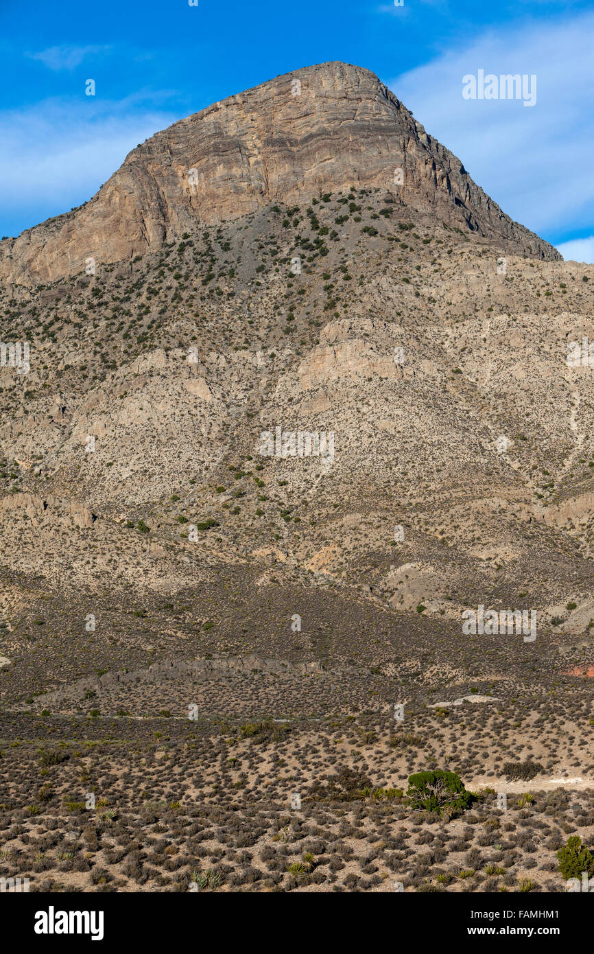 Canyon peak hi-res stock photography and images - Alamy