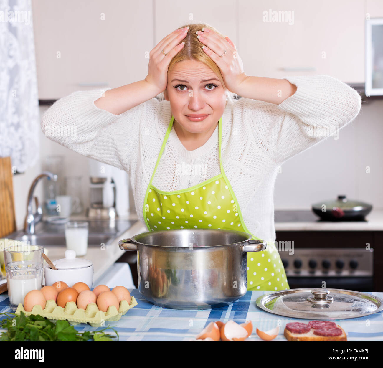 Woman smelled food hi-res stock photography and images - Alamy