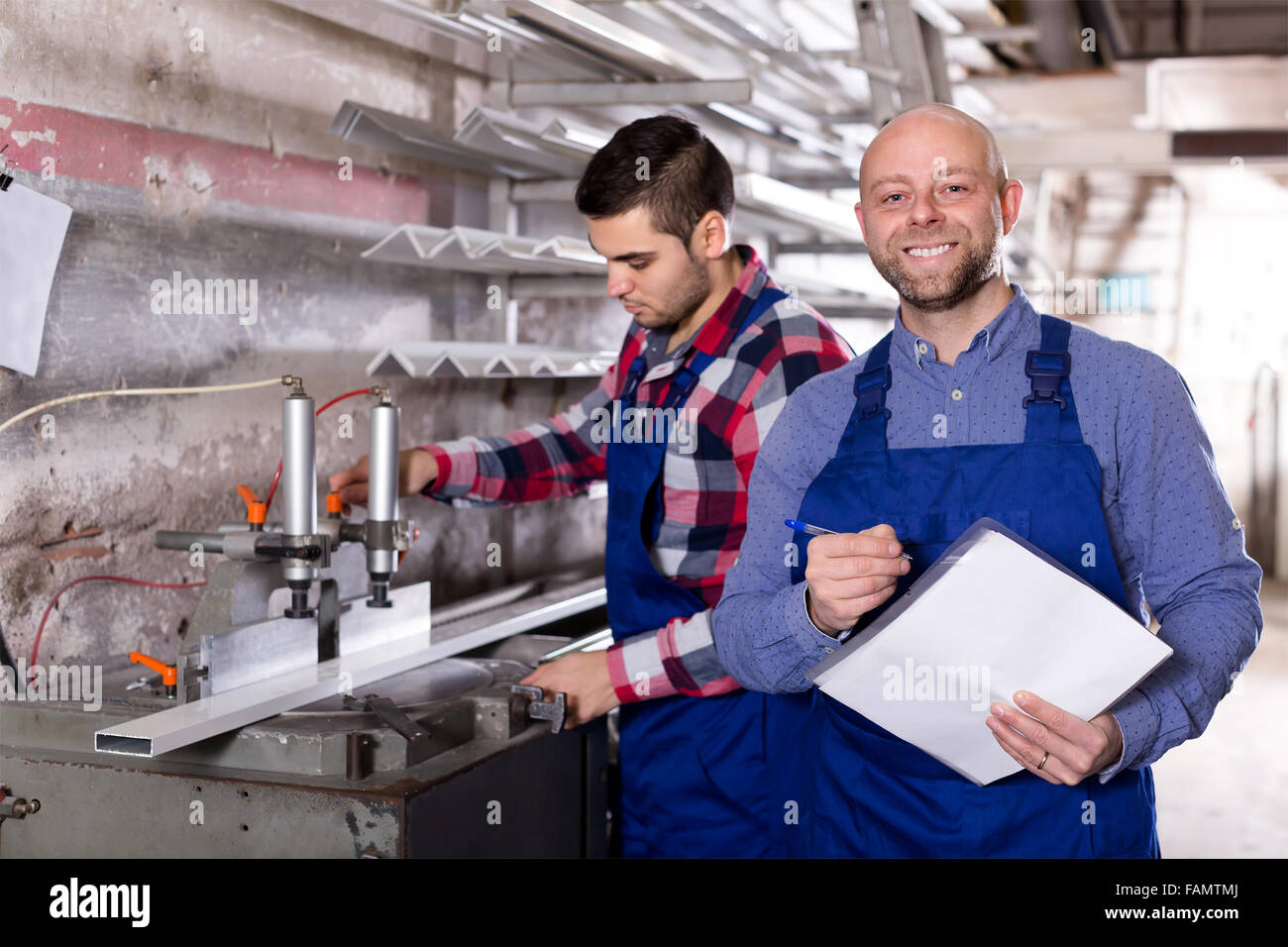 Profile lathe hi-res stock photography and images - Alamy