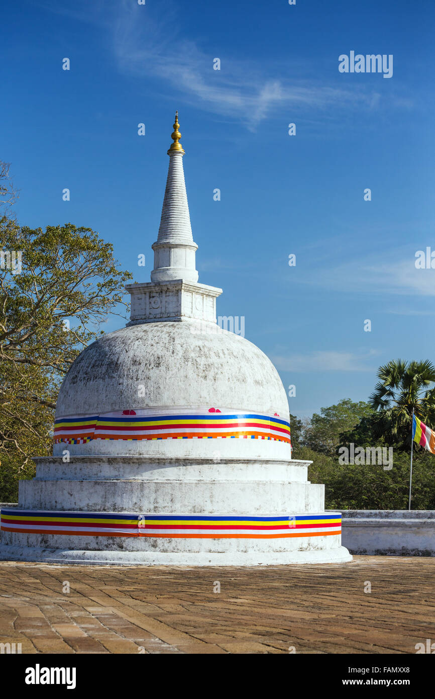 Ruwanweliseya, Maha Thupa, or Great Stupa, Unesco World Heritage Site ...