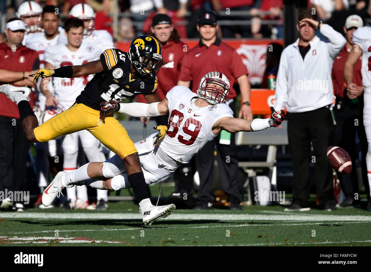 Pasadena, CA. 1st Jan, 2016. Stanford Cardinal wide receiver Devon ...