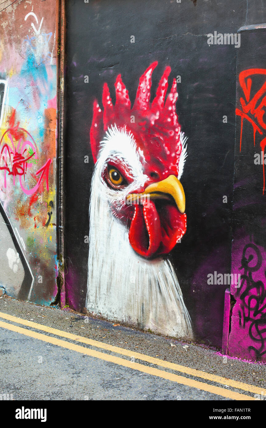 Rooster graffiti on wall Stock Photo - Alamy
