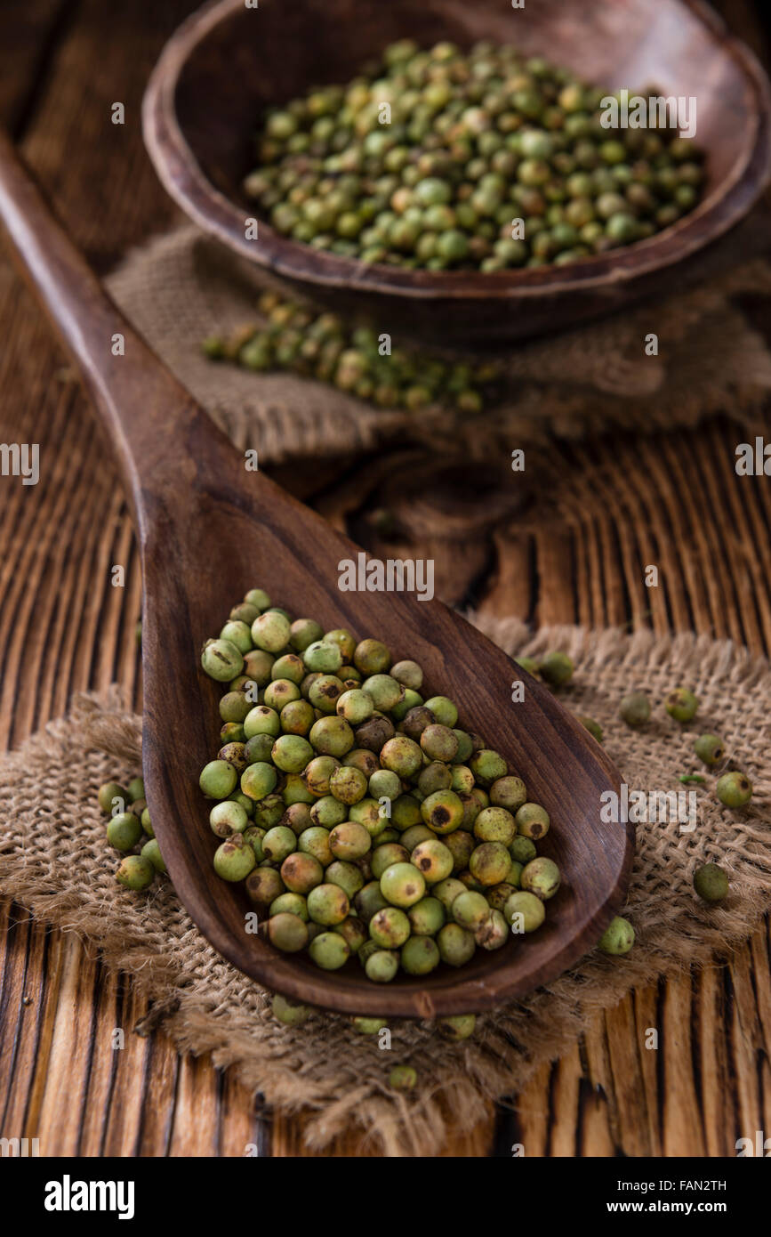 Whole green peppercorn hi-res stock photography and images - Alamy