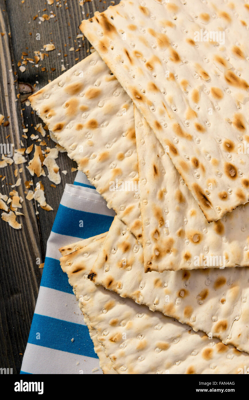 Unleavened flat bread hi-res stock photography and images - Alamy