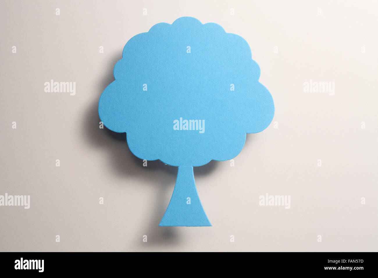 Paper craft cutting hi-res stock photography and images - Alamy