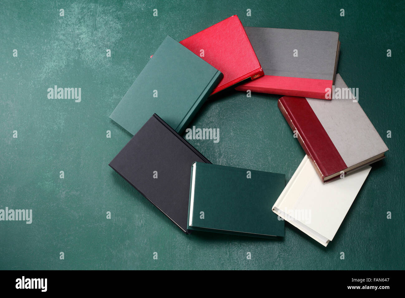 top view of books in a circle Stock Photo - Alamy