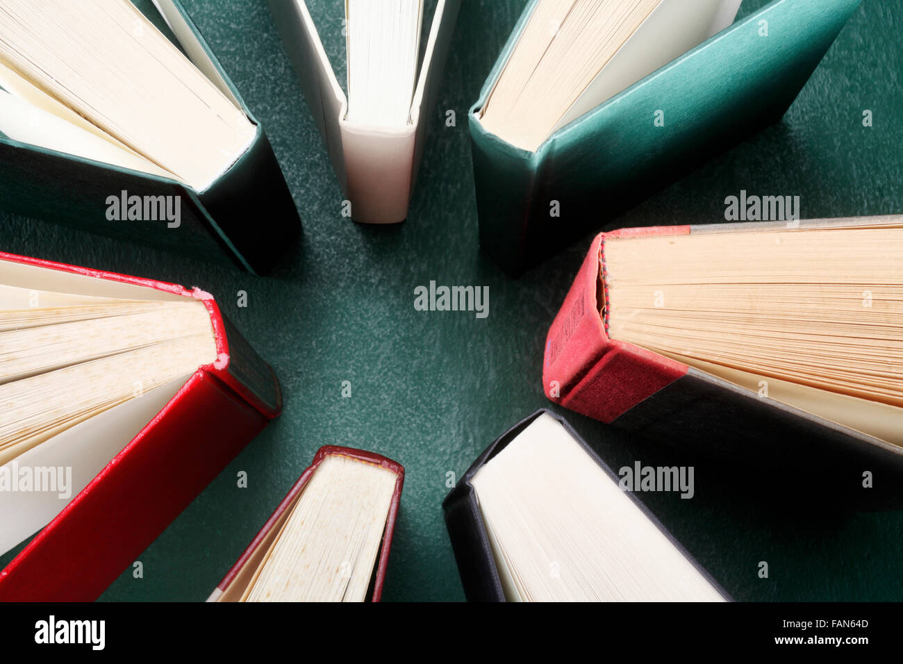 top view of books in a circle Stock Photo - Alamy