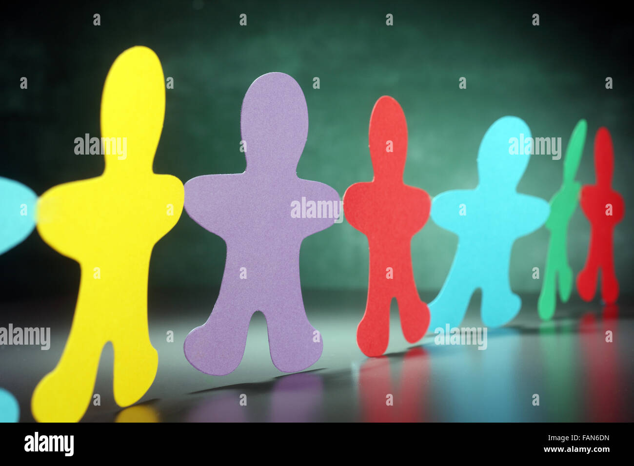 Cut and color hi-res stock photography and images - Alamy