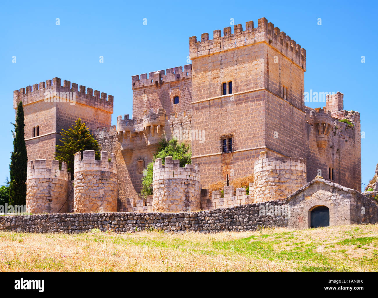 Medieval architecture castle ampudia hi-res stock photography and ...