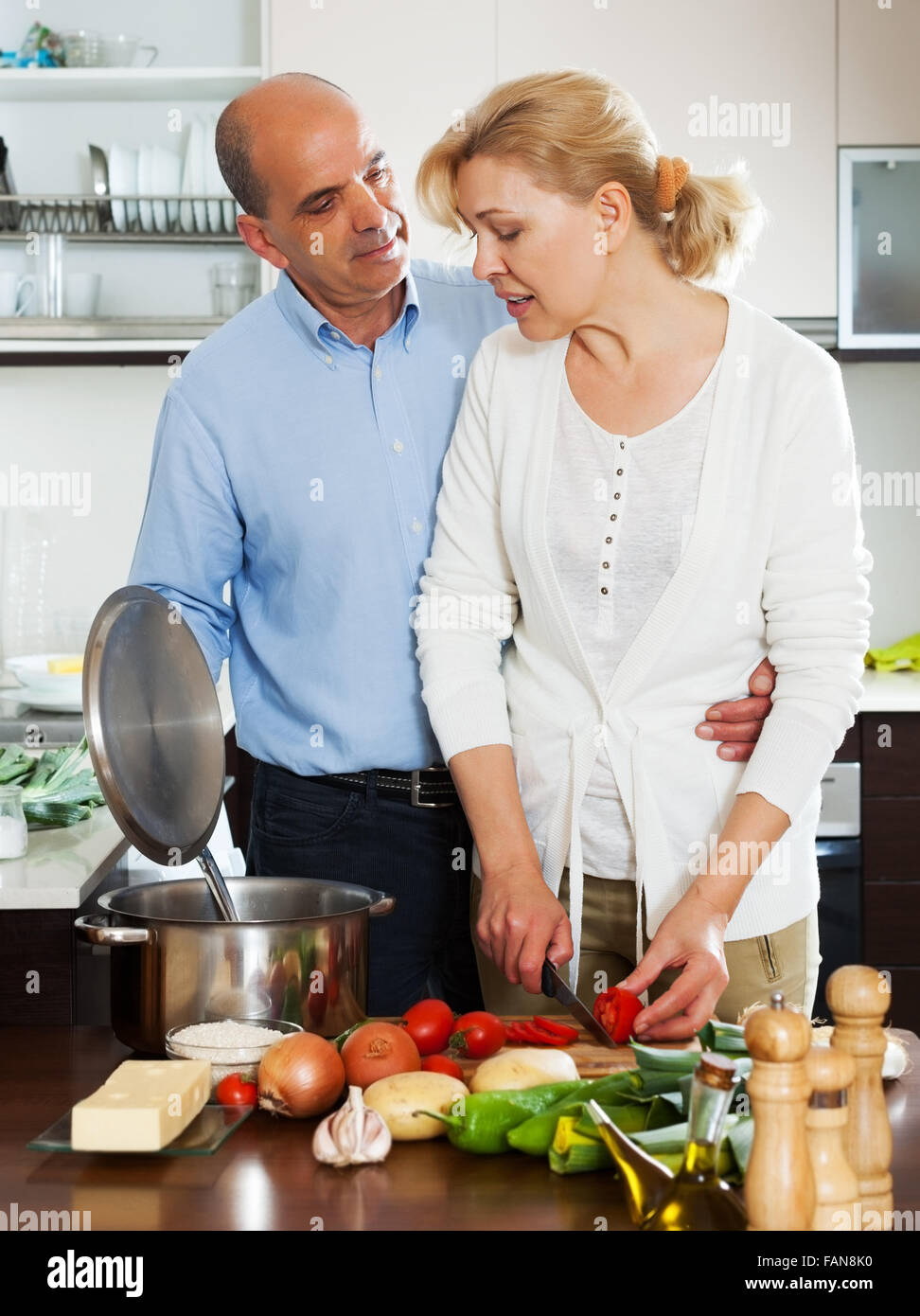 Cooking soup 60s hi-res stock photography and images - Alamy